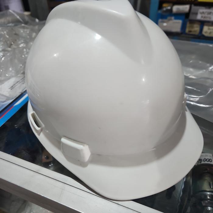 Jual Helm safety merk MSA. tetapi ada retak ketimpa barang di gudang ...
