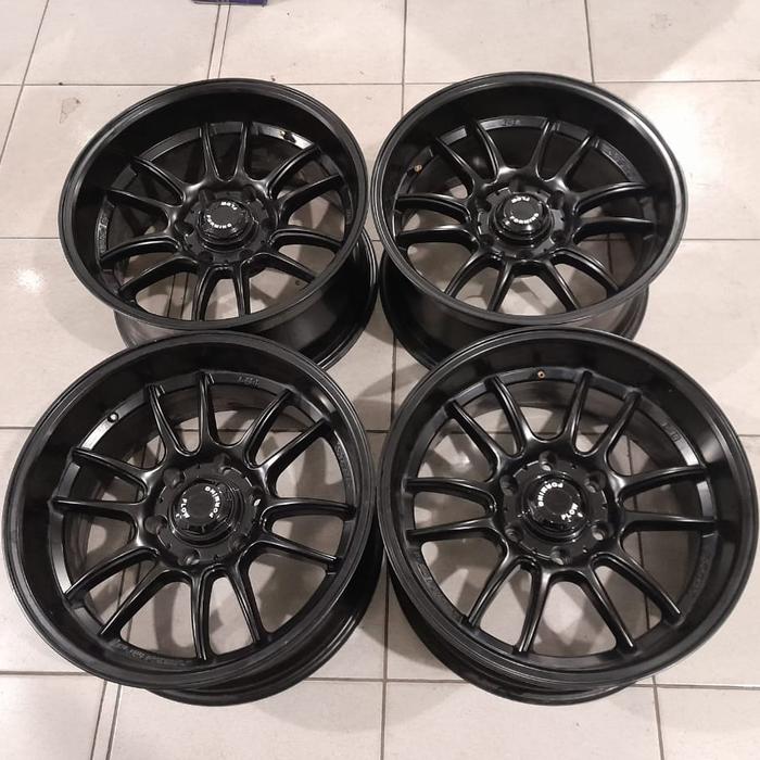 Jual velg mobil bekas pajero , jf luxury R18 lebar 9,5 ET 0 pcd 6x139 ...