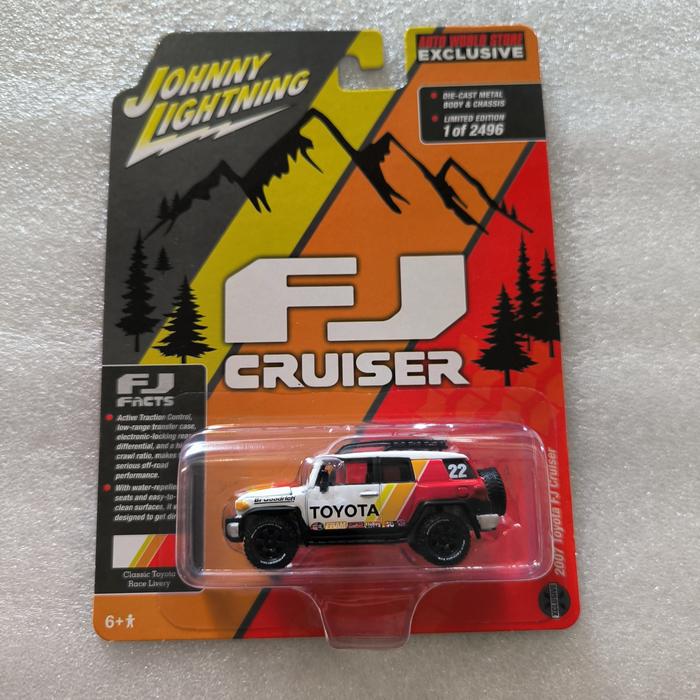Jual JOHNNY LIGHTNING 2007 TOYOTA FJ CRUISER CLASSIC TOYOTA RACE LIVERY ...