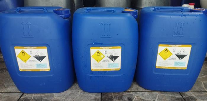 Jual H2O2 / Hidrogen Peroksida 50% , made in korea , kemasan 30 Kg ...