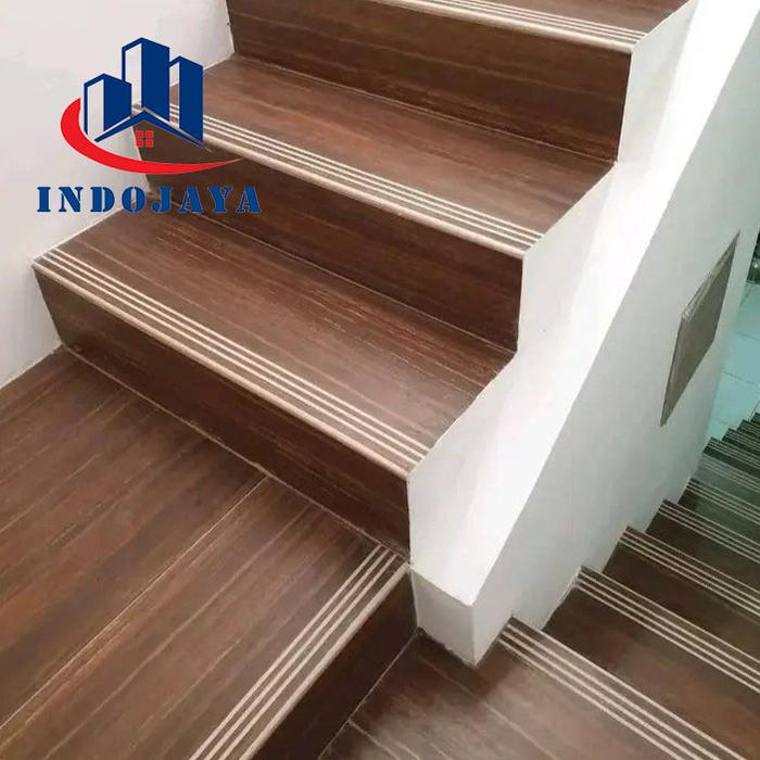 Jual granit tangga motif kayu 30x80 30x90 30x100 30x120 custom ukuran ...