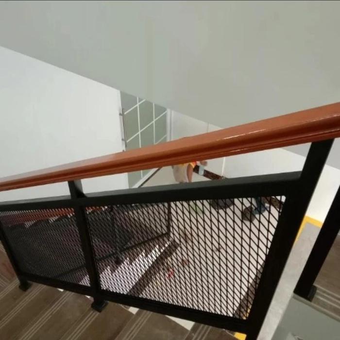 Jual railing tangga plat expanda cat hitam doff - Kota Tangerang ...