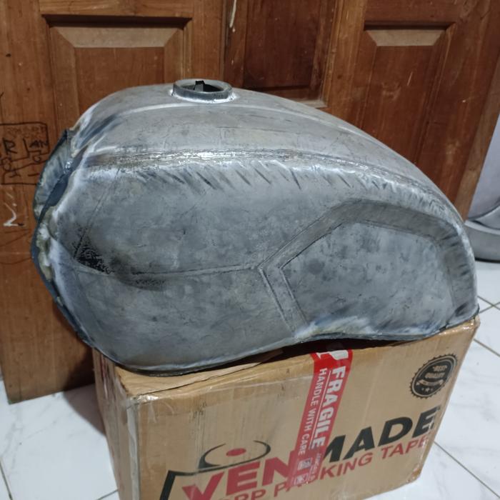 Jual Tangki BMW R custom motor bomber bober Bobber brastyle sportster ...