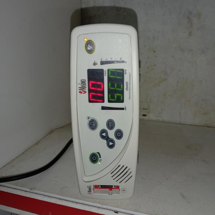 Jual MASIMO RADICAL 8 SIGNAL EXTRACTION PULSE OXY METER Used good ...