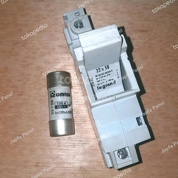 Jual Fuse Omega 100A 120kA 500V + Fuse Holder Legrand 22x58 216 01 ...