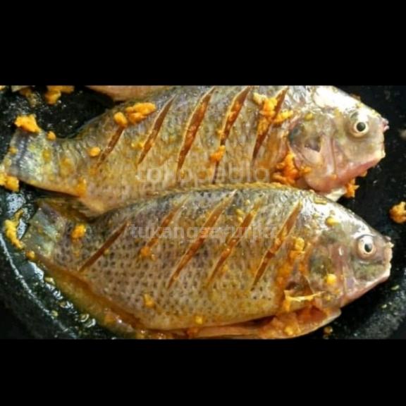 Jual ikan gurameh bumbu kuning fresh 500g / tukangsayurjkt - Jakarta ...
