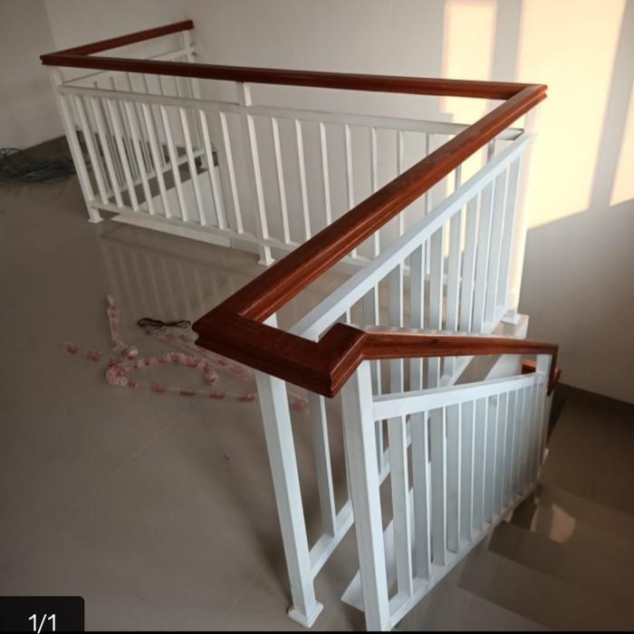 Jual Relling Tangga Besi Hollow - Kota Tangerang Selatan - Bran Roberto ...