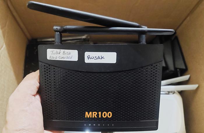 Jual Router TP-LINK TL-MR100 Bekas Terlaris - TIDAK BISA BACA SIMCARD ...