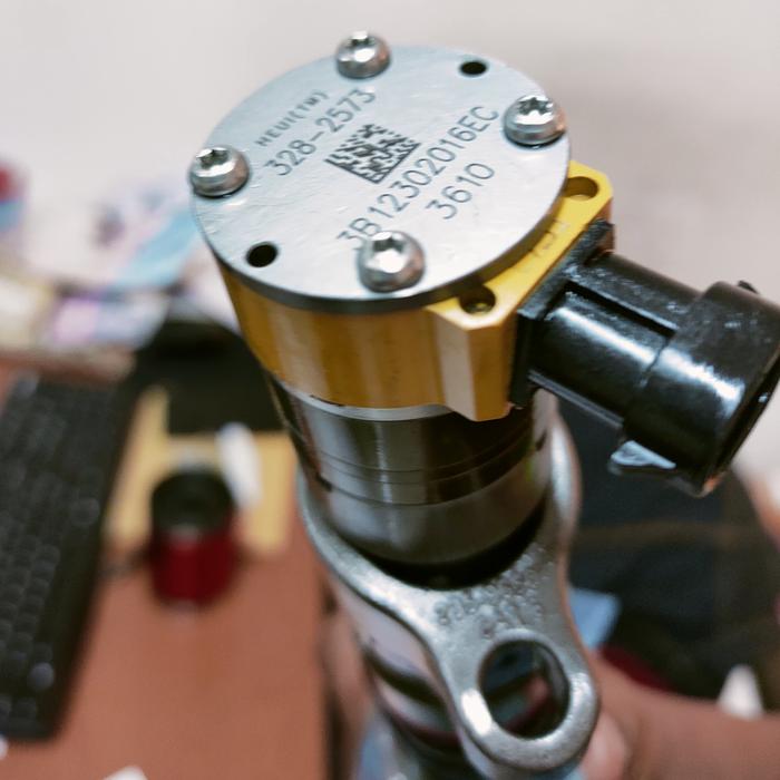 Jual injector C9 /C7 untuk cat D6R dan D7R - Jakarta Barat - SUKSES ...