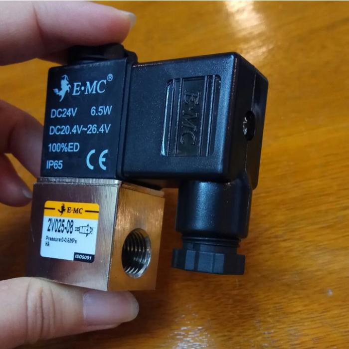 Jual Solenoid Valve 2 way EMC 1/4" 2V025-08 - Jakarta Barat - Pneumatic ...