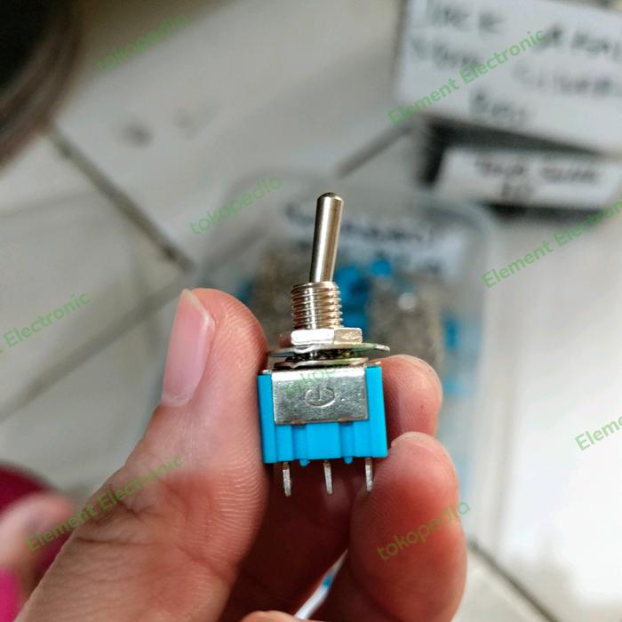Jual toggle switch on off Mts 102 togel on off mts102 3pin - Jakarta ...