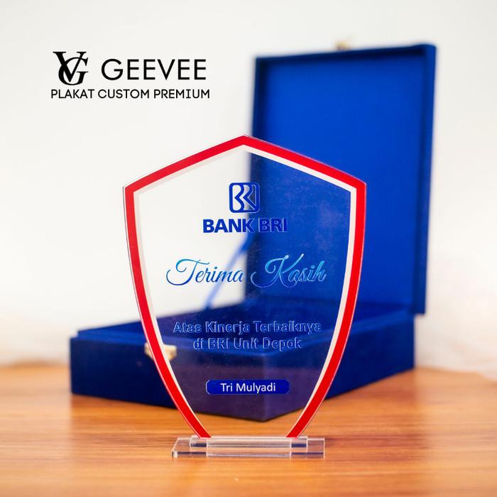 Jual Plakat Akrilik Penghargaan Eksklusif dengan Desain Custom + BOX ...