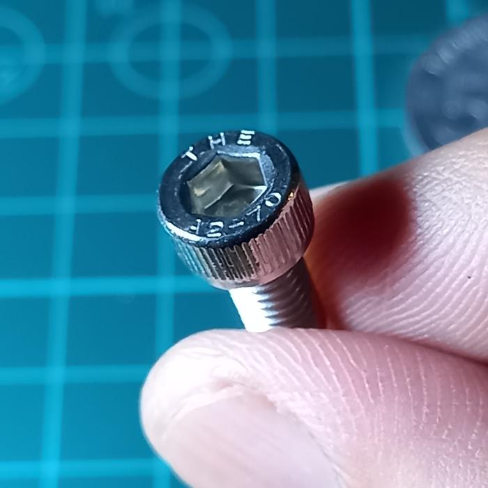 Jual Baut Stainless Steel M5 x 10 mm Allen Key Head Hex - Kota ...