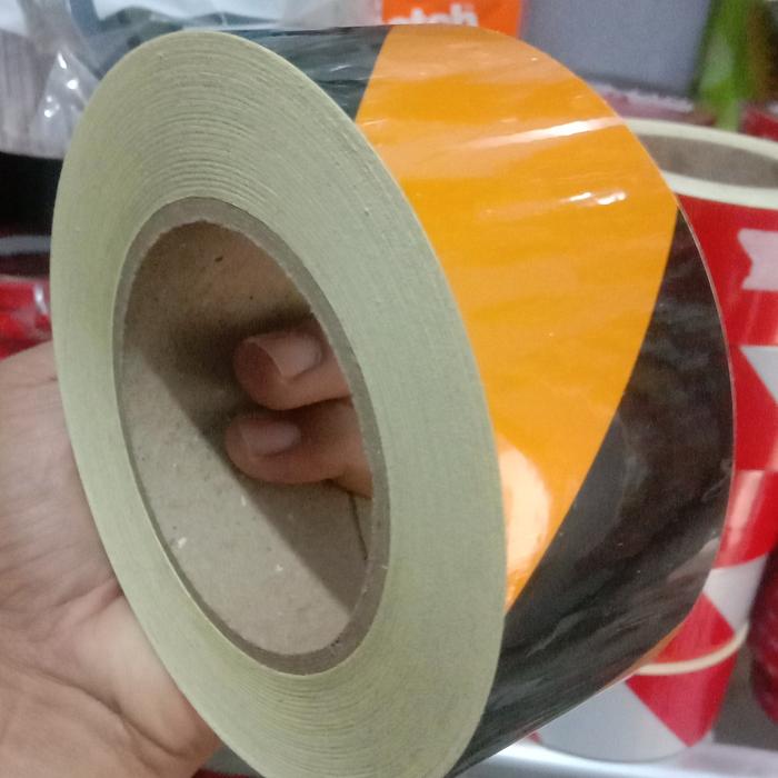 Jual sticker reflektive - stiker Reflektor kuning hitam 5 cm x 45 mtr ...