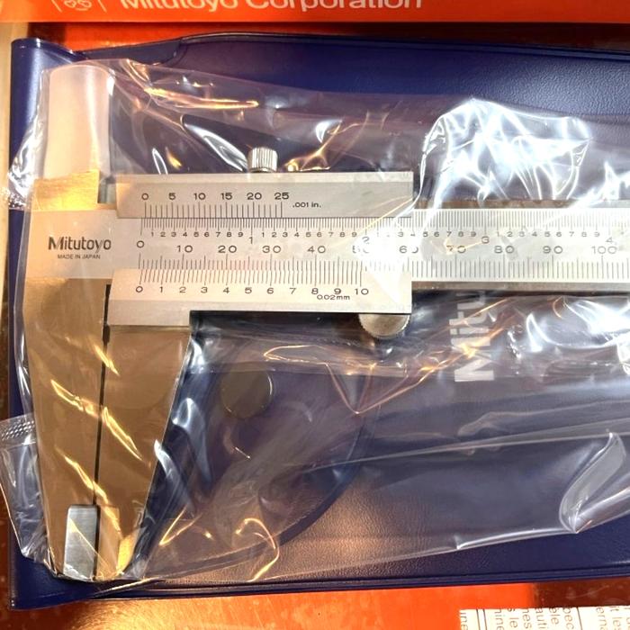 Jual Vernier Caliper Manual Mitutoyo 530-119 300MM (12inc) 0,02MM Original - Jakarta Barat ...
