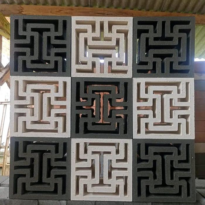 Jual roster beton minimalis abu motif labirin - Kota Depok - Roster ...