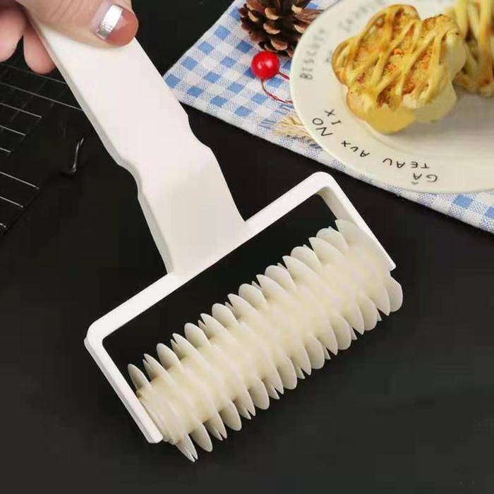 Jual Pie Roller Cutter Pizza Needle Combination Jaring Pastry Bread Pie ...