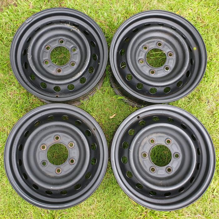 Jual velg kaleng oem r16 pajero fortuner ranger everest fj40 vx80 hilux ...