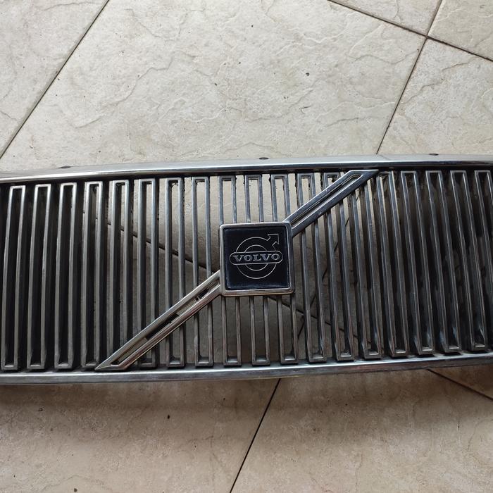 Jual grill volvo 740 turbo, 960 fullspec ktt - Kota Pasuruan - otopart ...