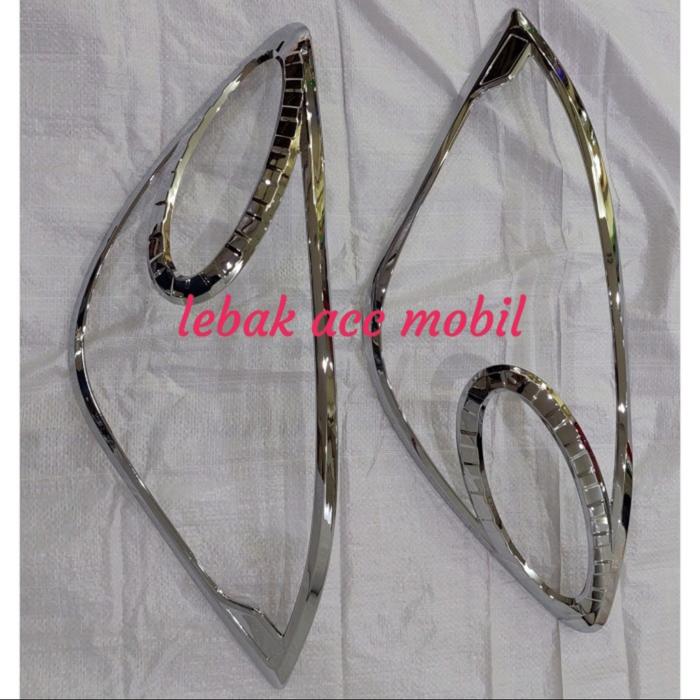 Jual garnis / list lampu depan mobil toyota avanza new / vvti sporty ...