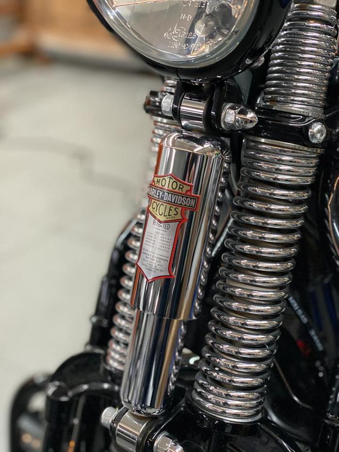 Jual HD Patented Curved Metal Emblem Decal FXSTS Springer Shock#66030 ...