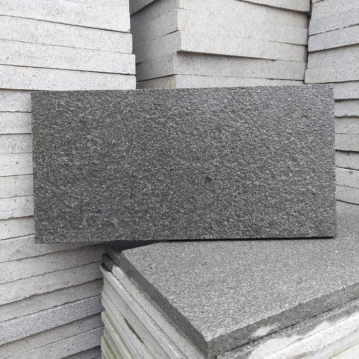 Jual Batu alam Andesit 20x40 - Standar - Kota Bekasi - Rumah Batu Alam ...