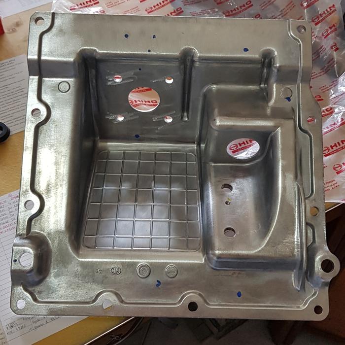 Jual braket bracket dudukan pedal rem atas Hino 500 Hino500 235 260 JD ...
