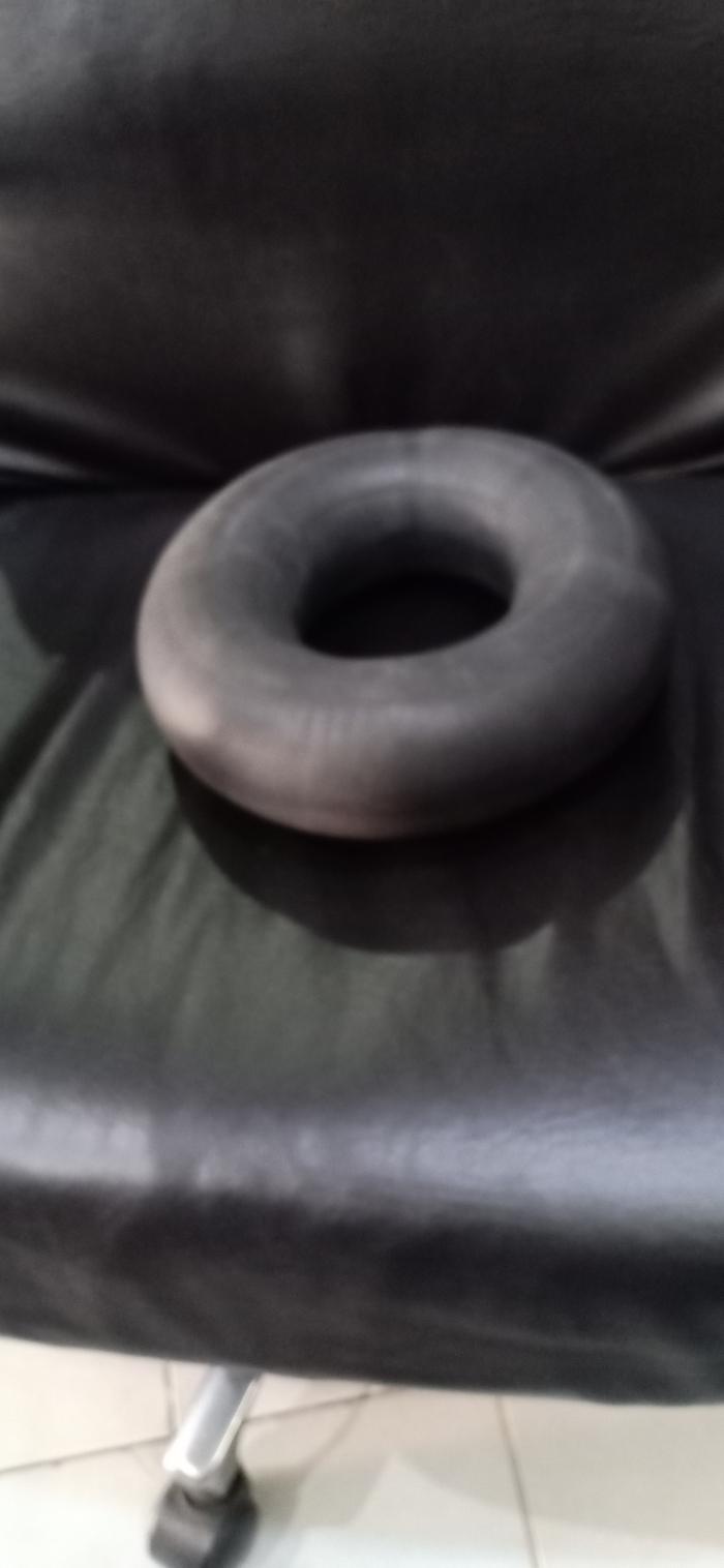 Jual Bantal Alas Duduk Bentuk Donat Karet BAN DALAM Untuk Wasir KUAT ...