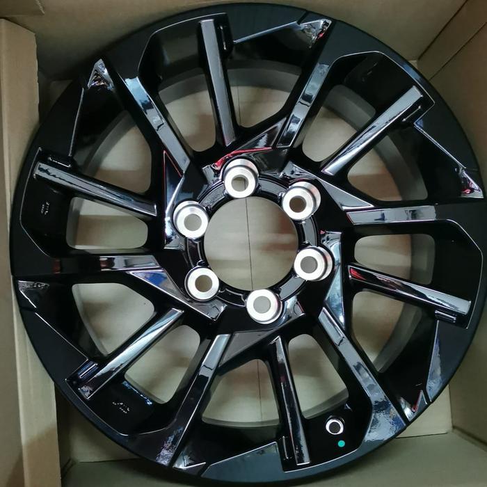 Jual velg fortuner GR 2022 original Toyota warna hitam - Jakarta Utara ...