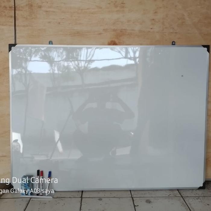 Jual whiteboard hpl 40 x 60 tidak berbekas, anti gores + spidol ...