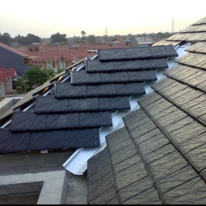Jual bongkar atap lama pasang rangka baja ringan atap genteng beton ...
