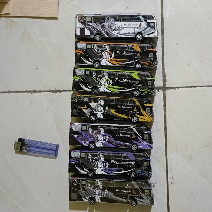 Jual Miniatur Bis Mini Kecil 14 cm. Pilih aja salah satu - Kab ...