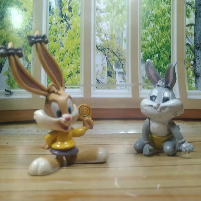 Jual Figure looney tunes tiny toons bugs bunny dan babs bunny cocoklogi ...