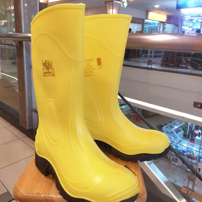 Jual Sepatu Safety Boots Inyati Wayna / Sepatu Safety Boots Karet Besi ...