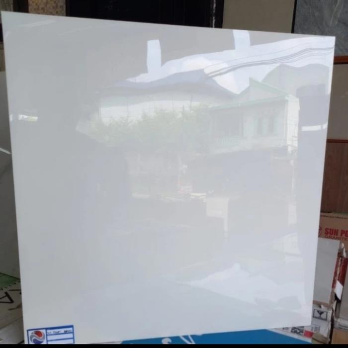 Jual Granit 60x60 putih polos glossy sunpower 66100 - Kab. Bogor ...