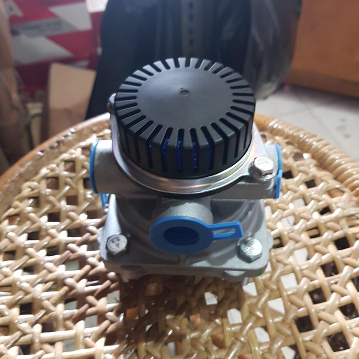 Jual kura kura relay valve Isuzu giga FVZ 285 8 98292 2130 - Kota ...