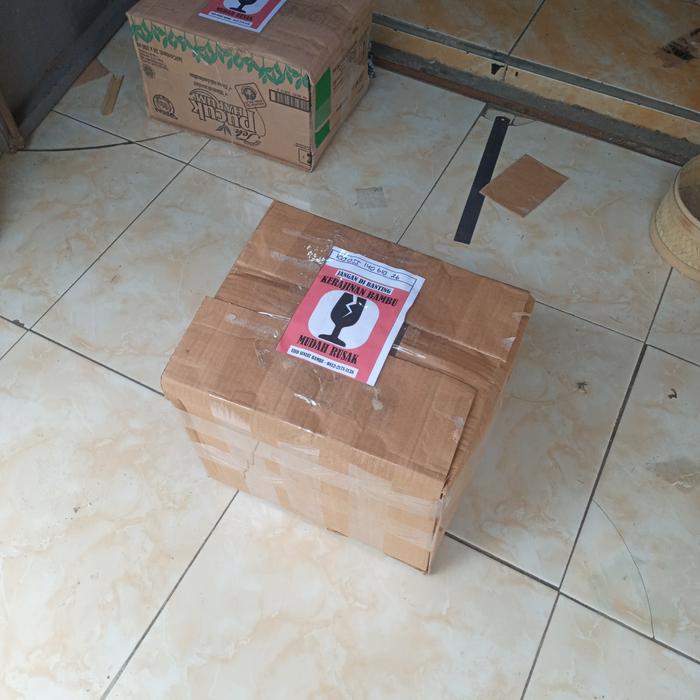 Jual Boboko atau Tempat Nasi dari Anyaman Bambu - Pakai Kardus - Kab ...