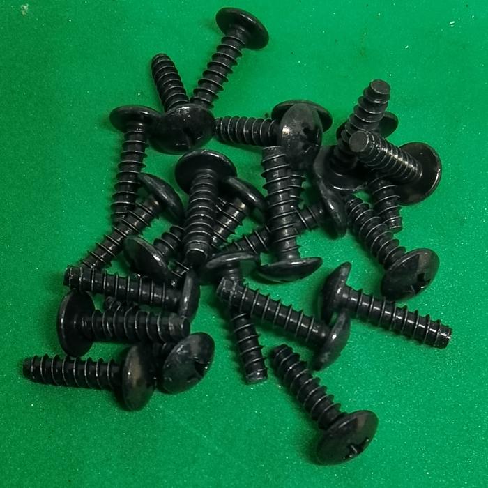 Jual Baut bodi cacing M4x15 hitam honda asli - Kab. Tangerang ...