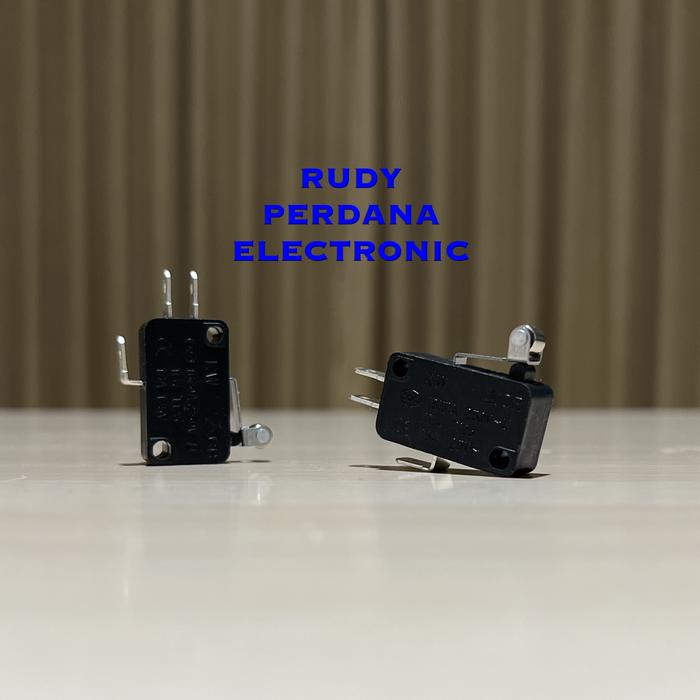 Jual SWITCH LIMIT MICRO MICROSWITCH PLAT PENDEK RODA 16A 250V KW-OZ-004 ...