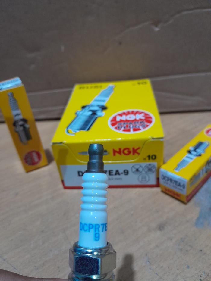 Jual BUSI MOBIL NGK DCPR7EA-9 Toyota Avanza 1.3 1.5 - Avanza Vvti - Kota Depok - Intan_Autoparts ...