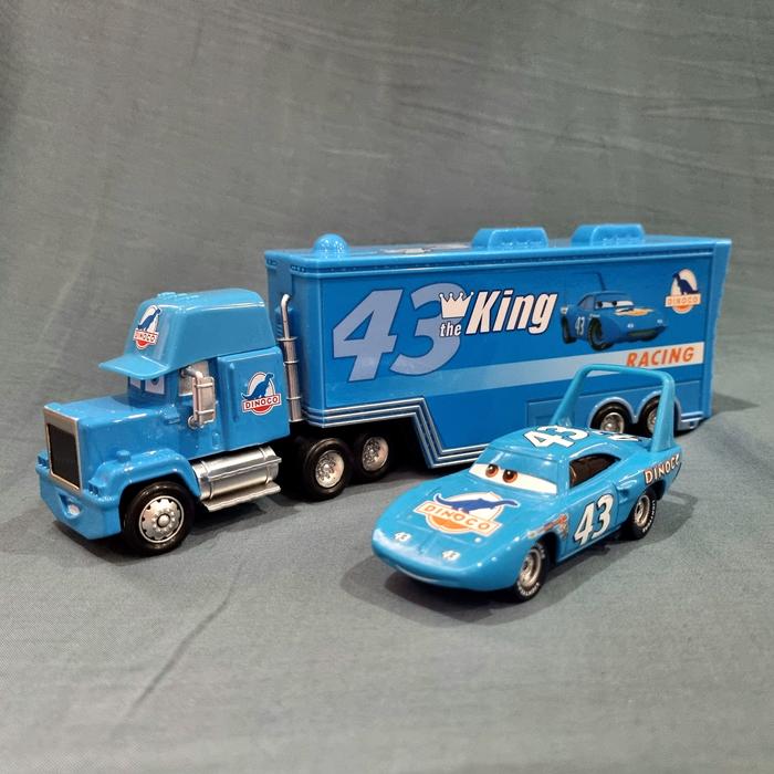 Jual Diecast Cars Mack Truck King Dinoco 43 transporter set panjang ...