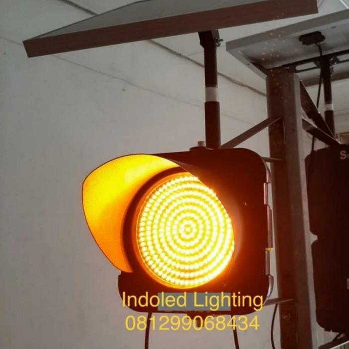 Jual lampu traffic light kuning solar cell s series lampu warning light ...