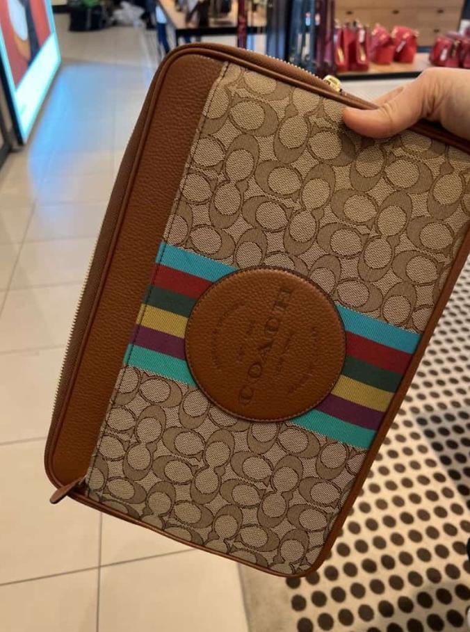 Jual Tas Branded Ori Coach Laptop Sleeve In Signature Jacquard With ...