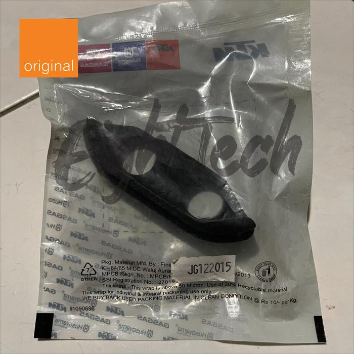 Jual Chain slider Karet rantai bawah KTM Duke RC 200 250 original ...