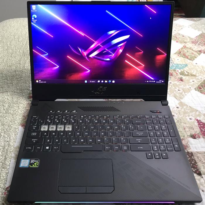 Jual Asus ROG STRIX GL504GM Hero 2 i7-8750H/16GB/1TB+256GB/GTX1060 6GB ...
