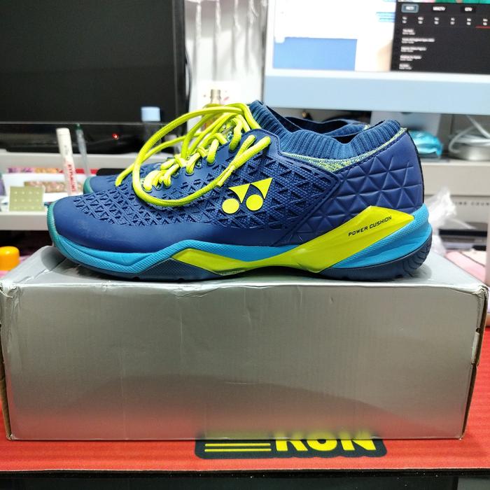 Jual yonex sepatu badminton shoes eclipsion z wide bekas midnight navy - Kota Surabaya - MOM ...