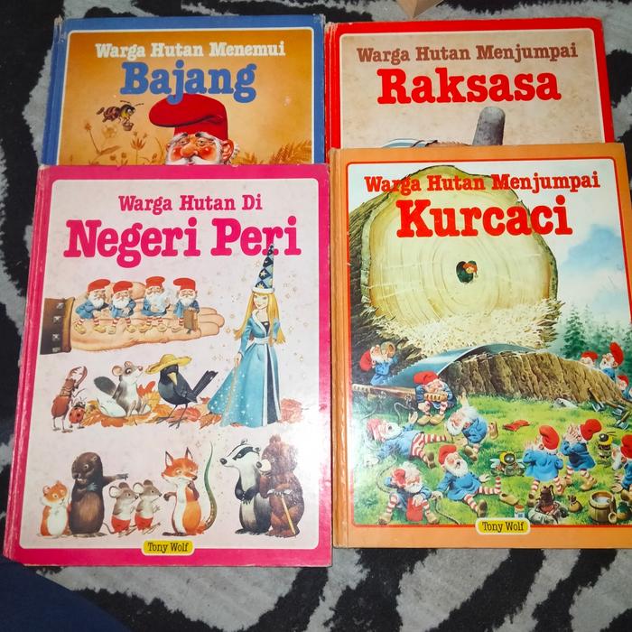 Jual buku tony wolf warga hutan khazanah cerita sejagat tira pustaka ...