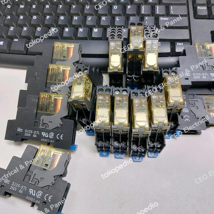 Jual IDEC SOCKET RELAY IDEC SJ2S-07L + RELAY 24VDC 2NO 2NC 8A RJ2S IDEC ...