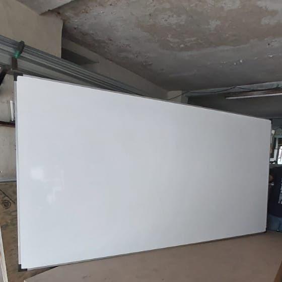Jual whiteboard HPL 120 x 240 nonmagnet doubleface-gantung tembok ...