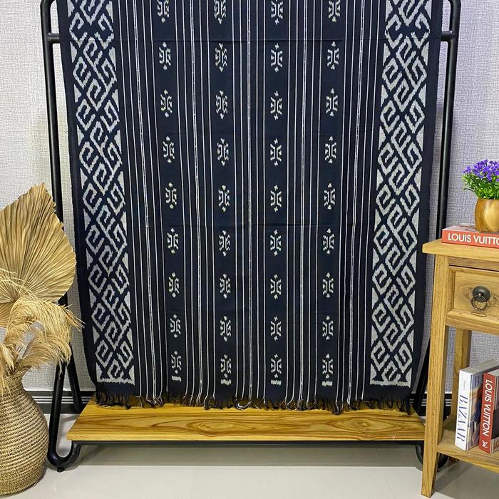 Jual kain tenun jepara etnik toraja kalimantan hitam silver - Kab ...